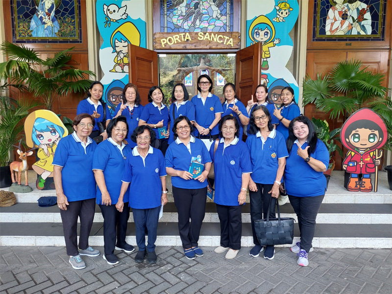 HUT WKRI ke-101 Ziarah Porta Sancta : Gereja Katolik St. Marinus ...